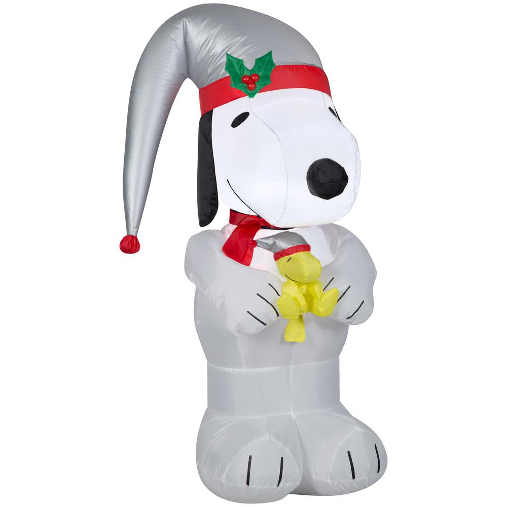 Gemmy 3.5 ft. Airblown-Snoopy Holding Woodstock Platinum Accents-SM ...