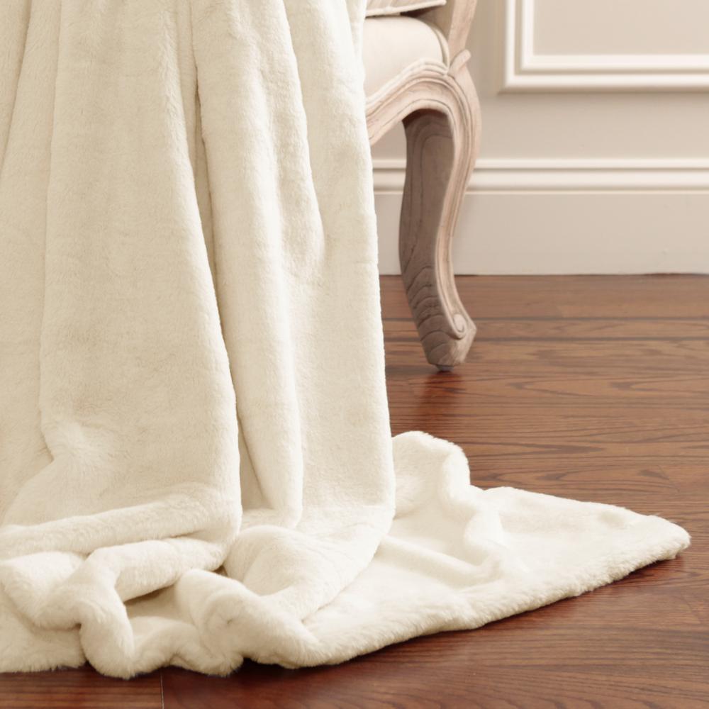 Best Home Fashion Luxe Cream Polyester Throw Blanket-THROW_LUXE_FUR-84 ...