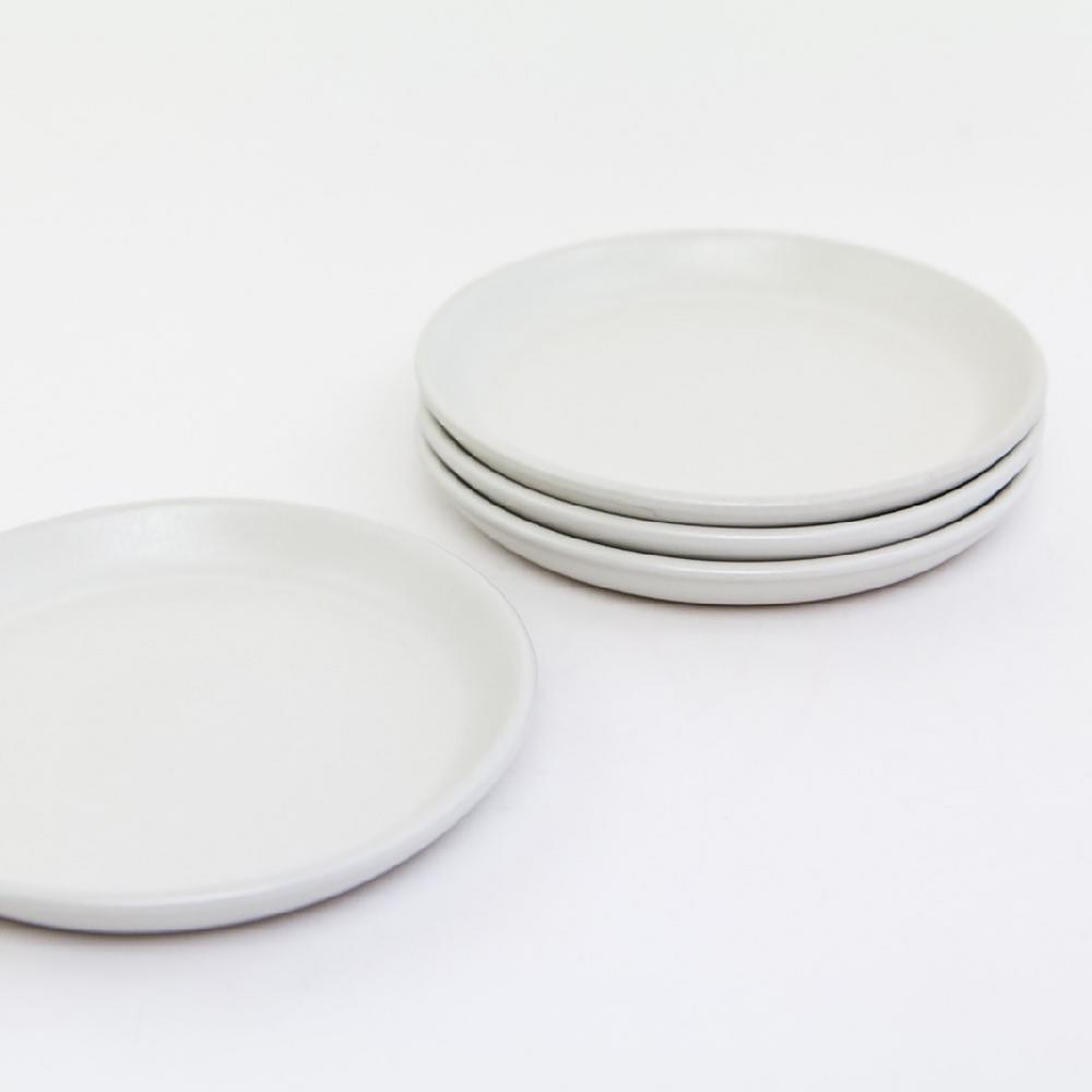 Carthage.Co La Marsa 4-Piece Modern Chalk Stoneware Dinnerware Set ...