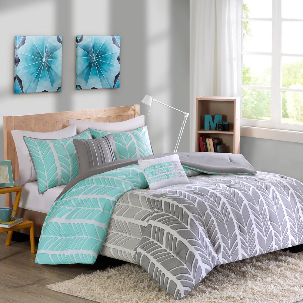 Intelligent Design Kennedy 5-Piece Aqua Full/Queen Comforter Set-ID10 ...