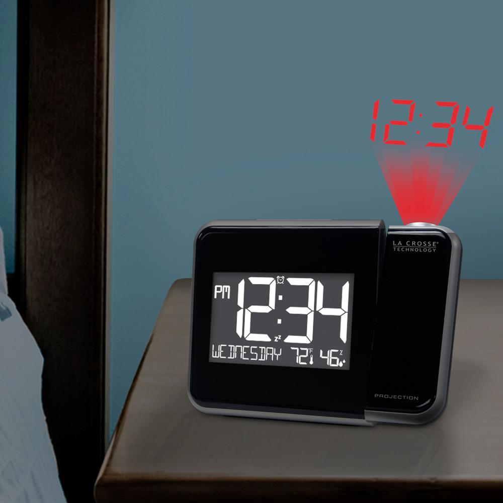 La Crosse Technology 5.95 in. W x 4.50 in. H Projection Alarm Clock ...